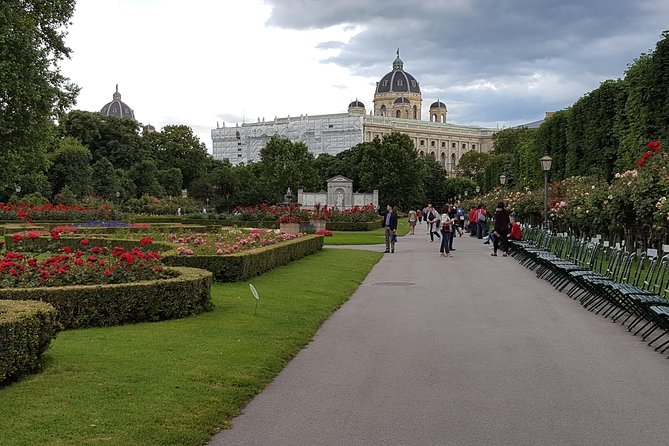 Scenic Private Transfer from Prague to Vienna or Vienna to Prague - Who Will Love This Experience?