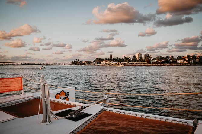 Scenic Sunset Cruise in West Palm Beach - An In-Depth Look at the Sunset Cruise Experience