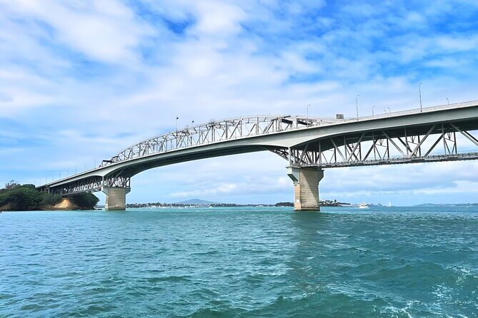 Scenic Wine and Cheese Auckland Harbour Cruise - An In-Depth Look at the Auckland Harbour Wine and Cheese Cruise