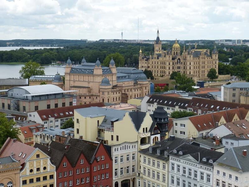 Schwerin - Private Tour of the Castle & Cathedral - Authentic Insights from Past Travelers
