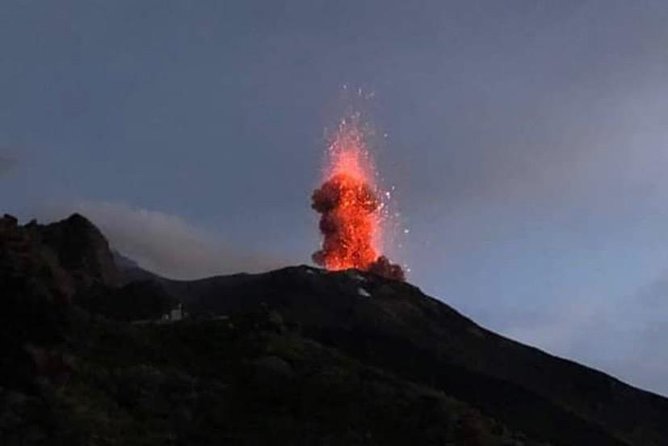 Sciara del Fuoco from the sea, night tour SMALL GROUP - Who Should Book This Tour?