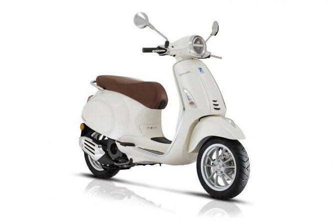 Scooter Rental Vespa Primavera 125cc - Rental Details and Inclusions
