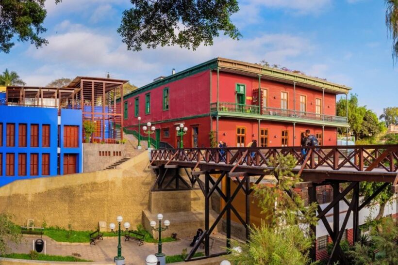 Scooter Tour through Miraflores and Barranco  Lima - Discovering Lima’s Highlights on Two Wheels