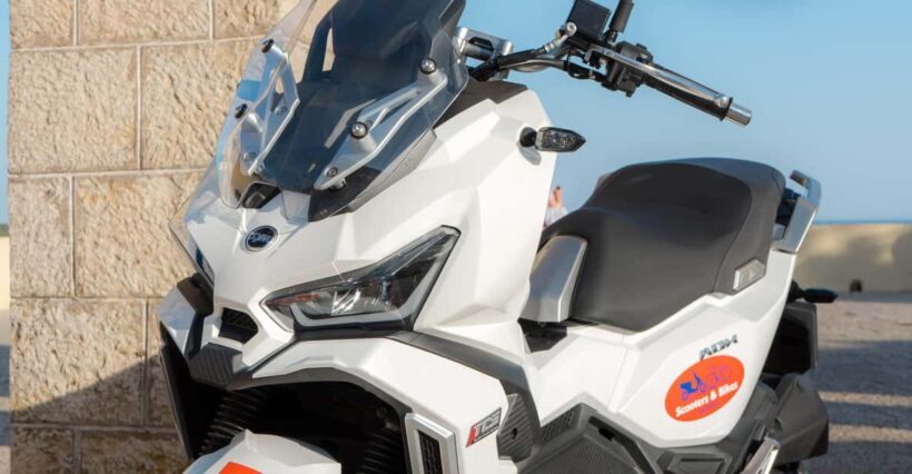 Scooters and bikes To Rent - Discovering Algarve on Your Own Terms