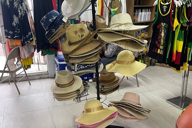 Scuba Diving and shopping on the Hipstrip. - The Shopping Experience on the Hipstrip