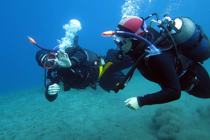 Scuba Diving Experience in Santorini - Beginner Scuba Experience With Expert Guidance