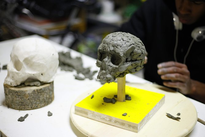 Sculpture Clay Modeling Class in Florence - Sculpture Class Details