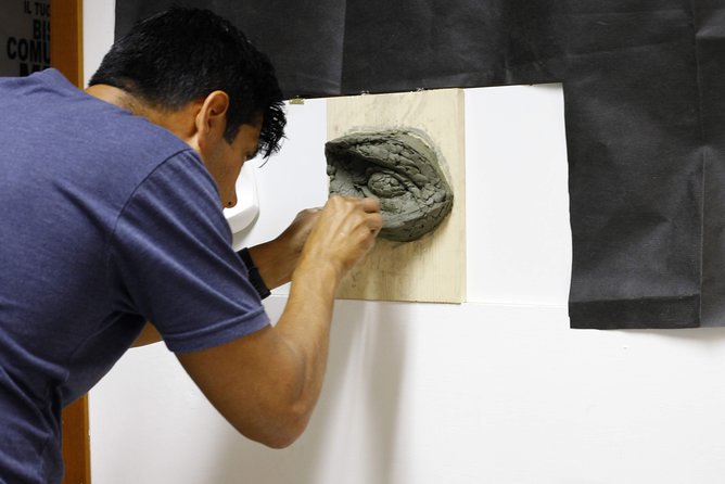 Sculpture Clay Modeling Class in Florence - Sculpture Class Schedule and Availability