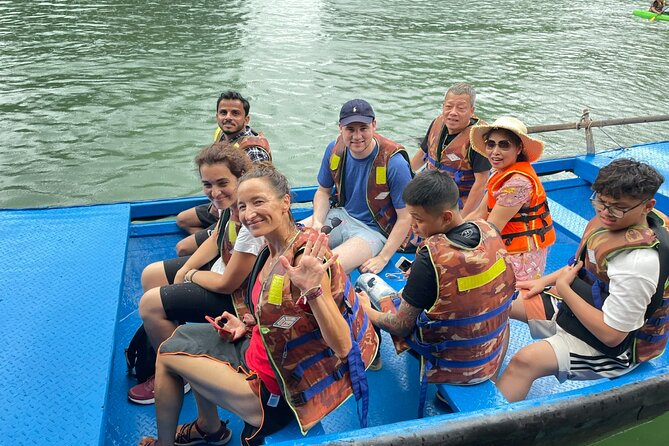 Sea Lion Luxury 5-Star Halong Day Cruise,Buffet Lunch,Shuttle Bus - The Price and Overall Value