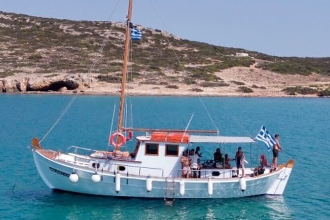Sea Sunset Tour in the Bay of Naousa - Paros - The Onboard Experience: Food, Drink, and Atmosphere