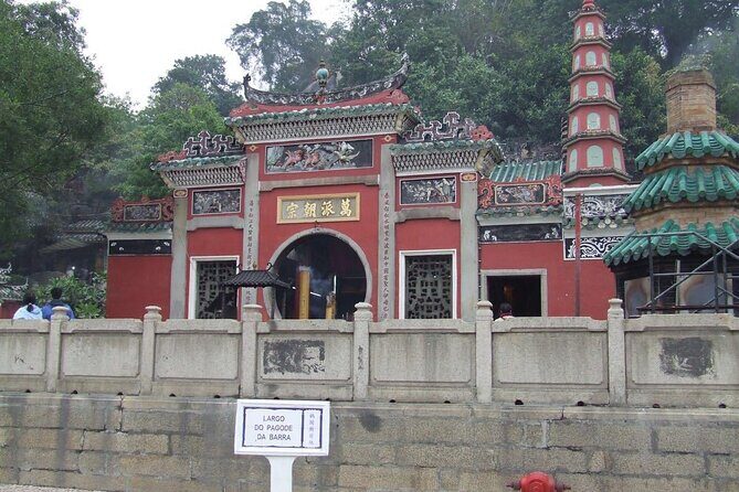 SEAT-IN-COACH Macau Tour with simple buffet lunch from Hong Kong - An In-Depth Look at the Macau Day Trip