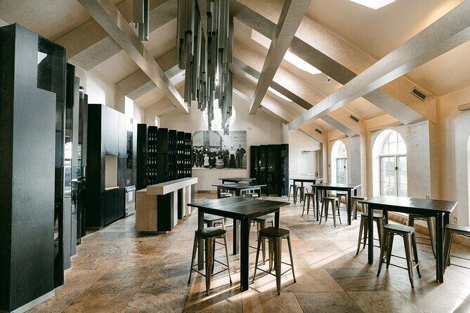 Seated Tasting Experience at Konzelmann Winery - Introduction