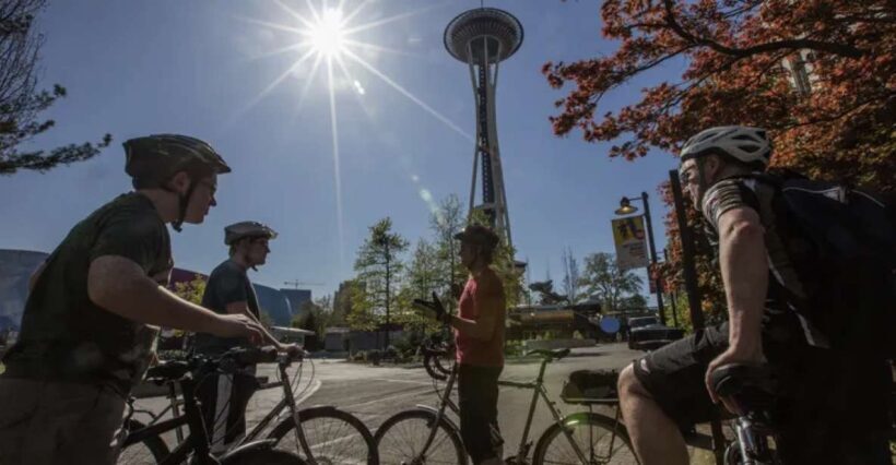 Seattle: 3 Hour Emerald City Standard Bike Tour - An Active Introduction to Seattle’s Neighborhoods and Landmarks