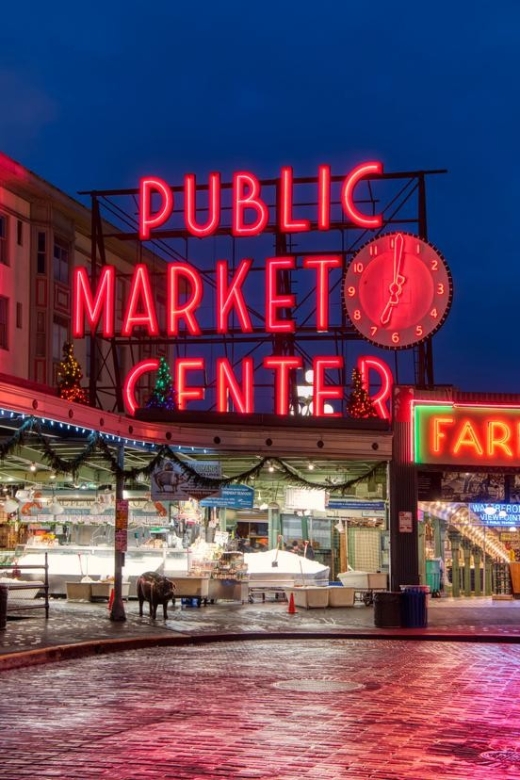 Seattle: Night Walking Tour with Space Needle - Key Points