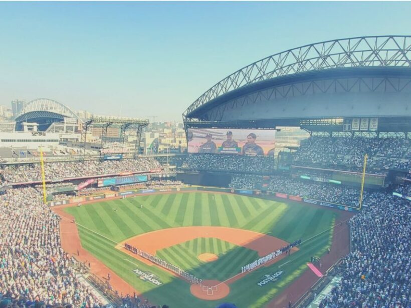 Seattle: Seattle Mariners Baseball Game at T-Mobile Park - The Experience at a Glance