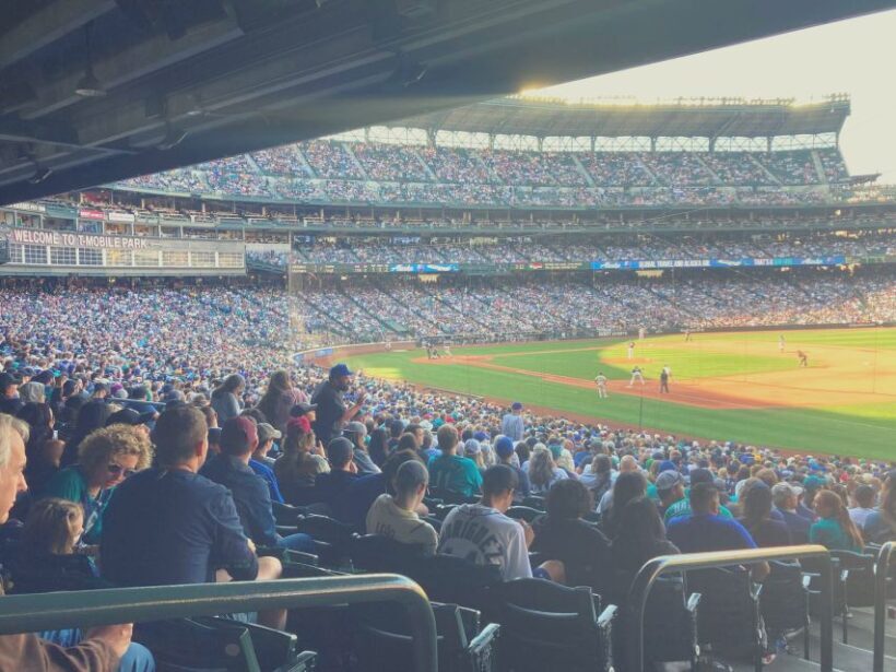 Seattle: Seattle Mariners Baseball Game at T-Mobile Park - Practical Tips for Your Visit