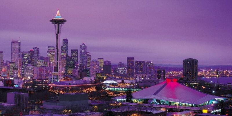 Seattles Yuletide Magic: A Christmas Wonderland Tour - Key Points