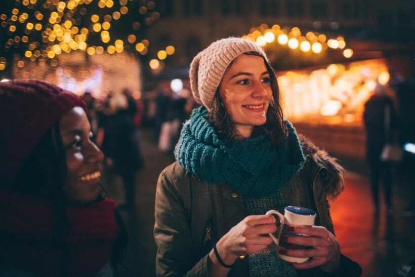 Seattles Yuletide Magic: Christmas Wonderland Private Tour - Visualizing the Experience