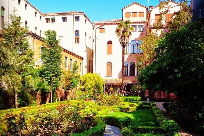 Secret gardens of Venice in the Dorsoduro district with Cichetti tasting - Price and Value: Does It Add Up?
