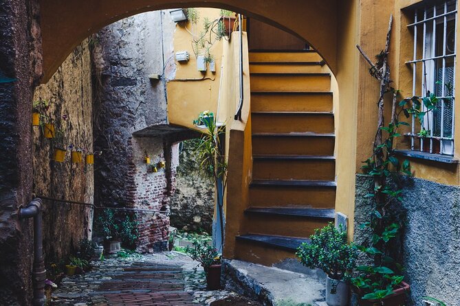 Secret Genoa Photo Tour - The Significance of Small Group Dynamics