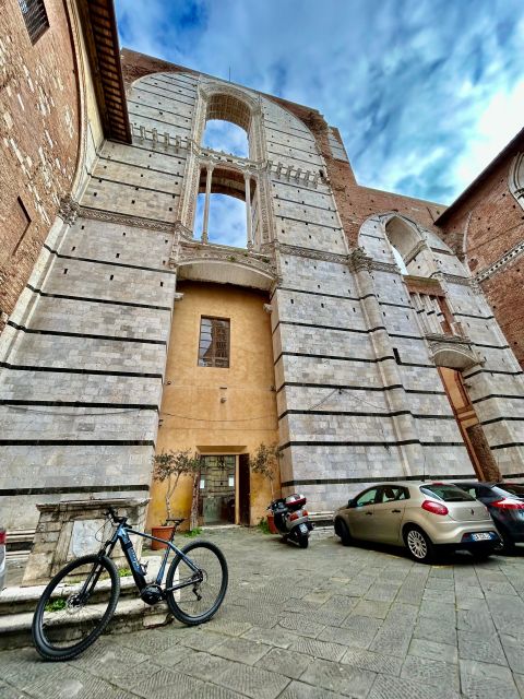 Secret of Siena City E-bike tour - FAQs