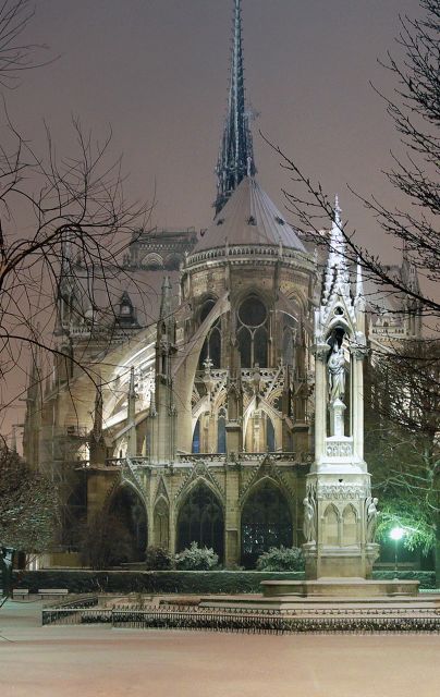Secret Paris Guided Tour: The Hidden Heart of Paris - Mysterious Legends of Paris