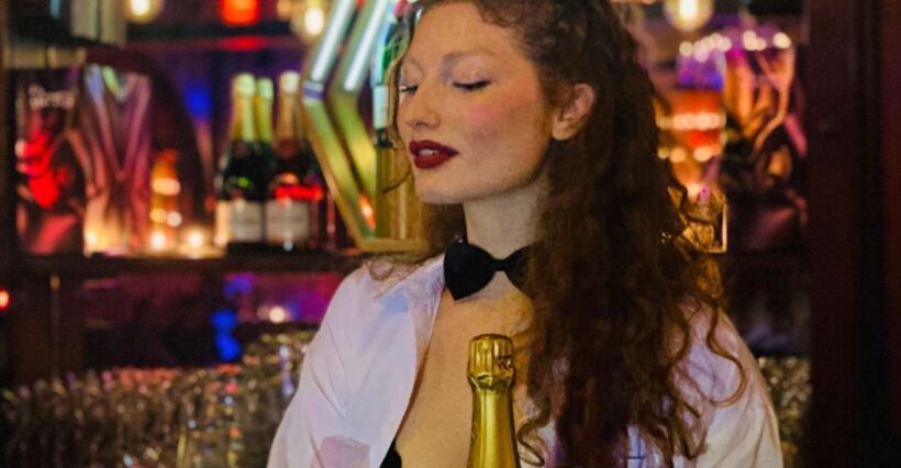 Secret Square Paris : Parisian Strip-Tease Cabaret Ticket - The Show and Performances