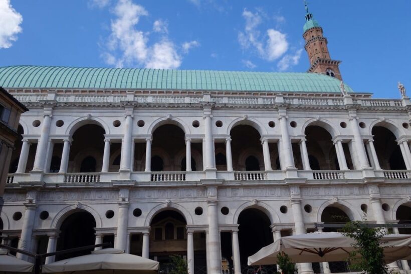 Secret Vicenza walking tour - Practical Tips for Travelers