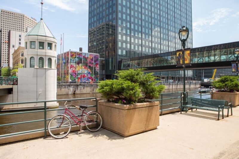 Secret Walking Food Tour Milwaukee - Key Points