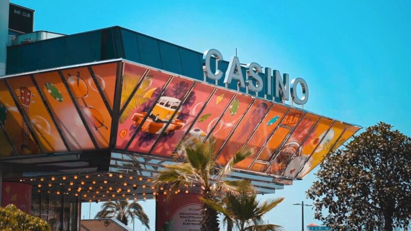 Secrets of Cannes: Private Guided Tour with a Local Expert - The Sum Up