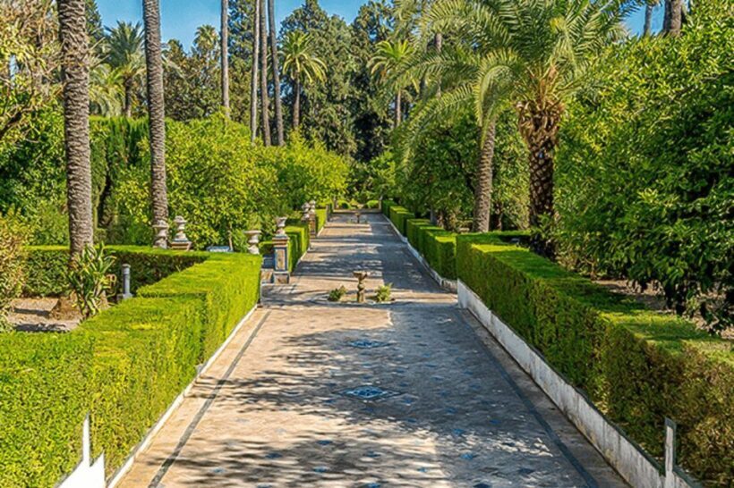 Secrets of Maria Luisa Park and Plaza de Espana - The Value of the Tour