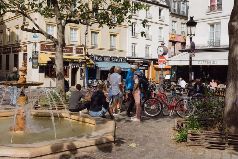 Secrets of Paris Bike Tour in English or Dutch - Who Will Love This Tour?