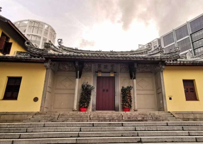 Secrets of Singapore Kick Scooter Tour with Dinner - FAQ