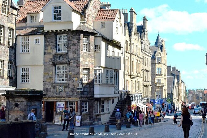 Secrets of the Royal Mile: Private 2.5-hour Walking Tour - What Does the Tour Include?
