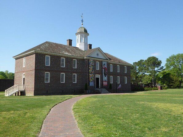 Secrets of Williamsburg - An Honest Look at the Tour Experience
