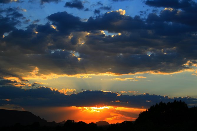 Sedona Jeep Tour Private 2-hour Red Rock West Off-Road - Exploring Historical Sites and Local Wildlife