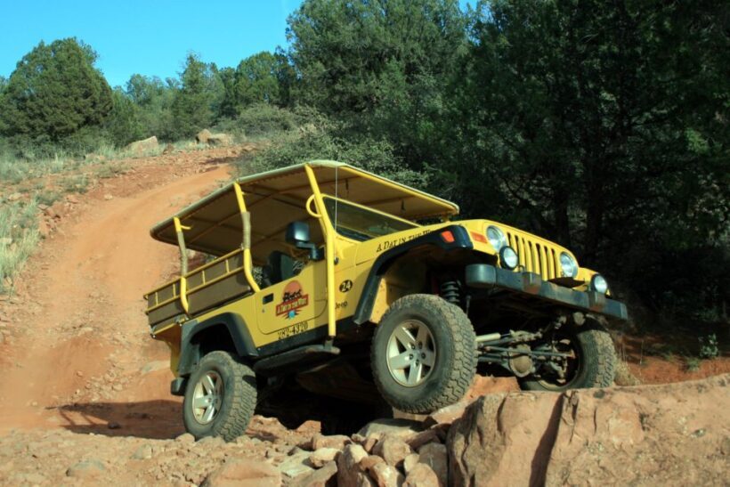 Sedona: PRIVATE Extreme Diamondback Gulch 4x4 Jeep Tour - What is the Experience Like?