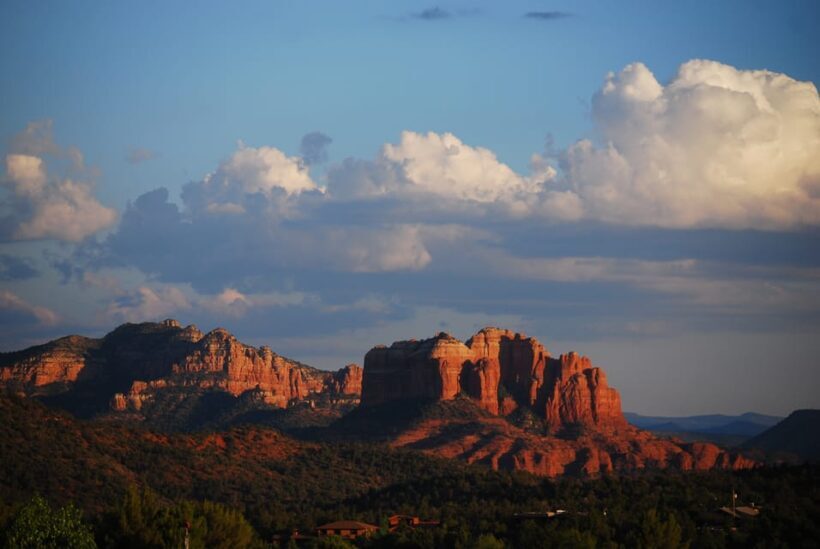 Sedona: PRIVATE Pavement 2-Hour Highlights Jeep Tour - Who Should Consider This Tour?
