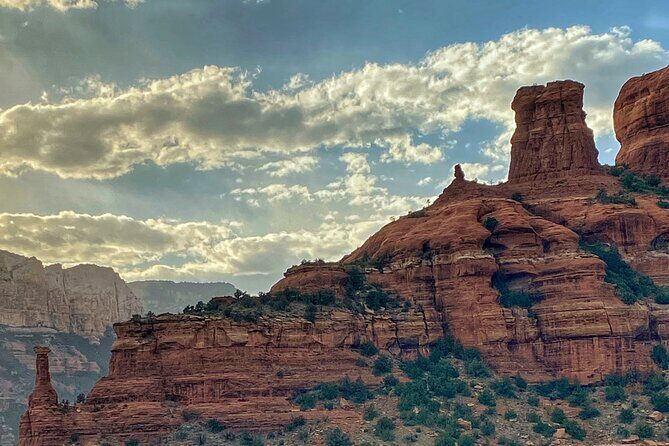 Sedona Sacred Canyons Loop Hike With a Private Guide - A Closer Look at the Sacred Canyons Loop Experience