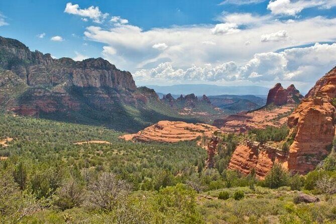 Sedona with Vineyard or Montezuma Ruins Tour from Scottsdale - Exploring the Sedona with Vineyard or Montezuma Ruins Tour from Scottsdale