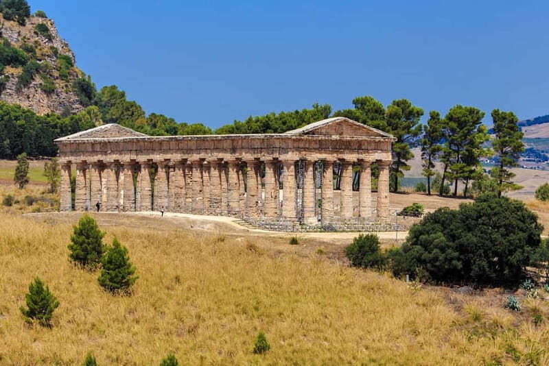 Segesta: Archeological Park Entry Ticket and App Audioguide - The Best for Whom?