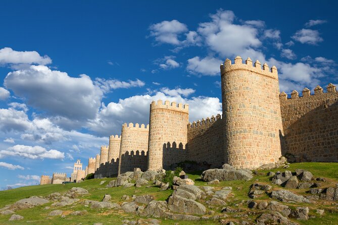 Segovia and Avila Guided Tour and Flamenco Show in Madrid - FAQ