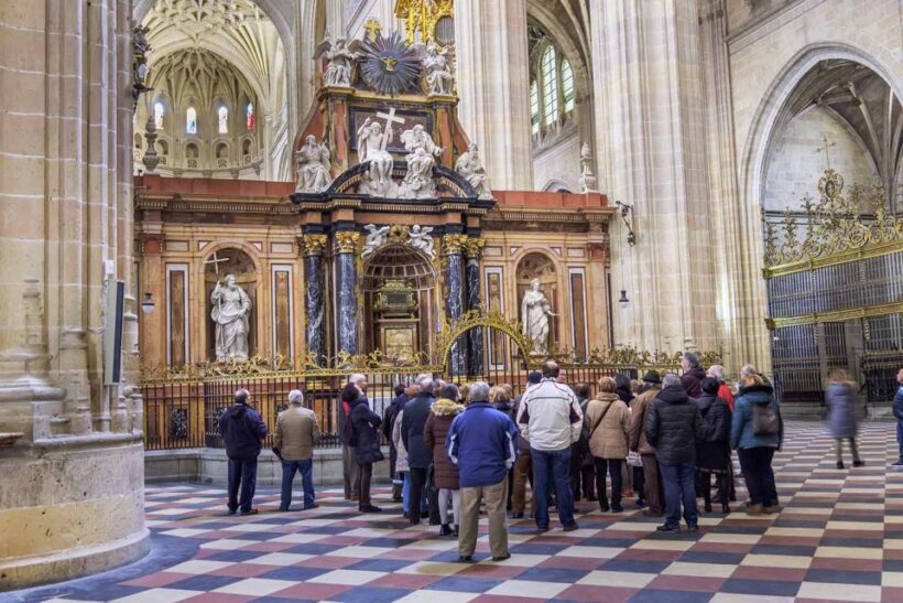 Segovia Cathedral Entrance Ticket - An Impressive Gothic Masterpiece in the Heart of Segovia