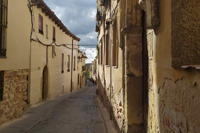 Segovia from the Aqueduct to the Alcazar: A Self-Guided Audio Tour - FAQ