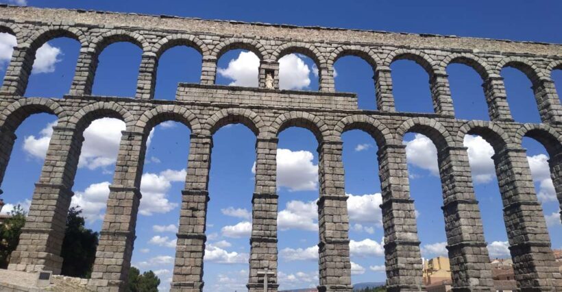 Segovia: Guided Walking Tour with Alcázar Entry - An In-Depth Look at the Tour Experience