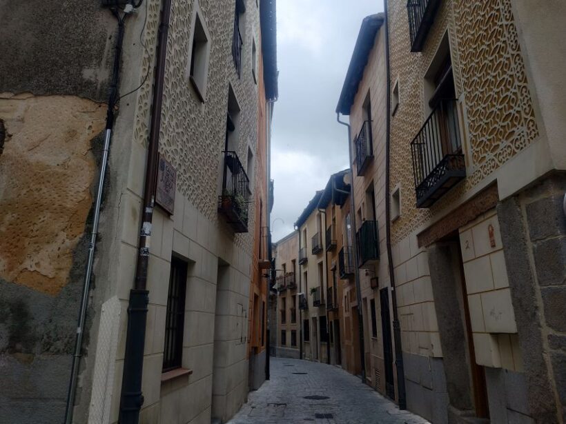 Segovia: Guided Walking Tour with Cathedral & Alcázar Entry - Final Thoughts: Is This Tour Worth It?