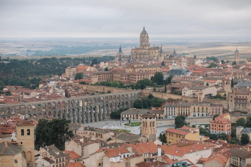 Segovia: Hot-air balloon ride with cava toast & picnic - The Practical Side