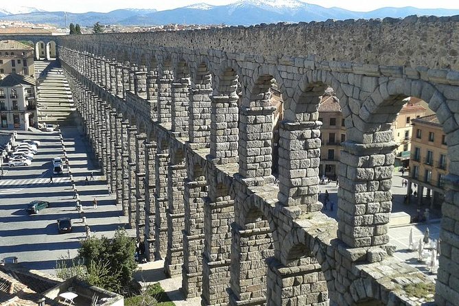 Segovia Private Day Trip From Madrid With Hotel Pick up - Discovering the Royal Palace and Alcazar