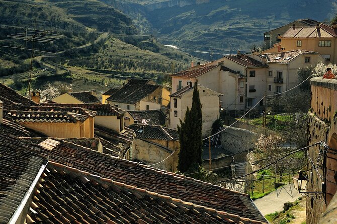 Segovia private tour from Madrid by private car - The Experience of the Guide