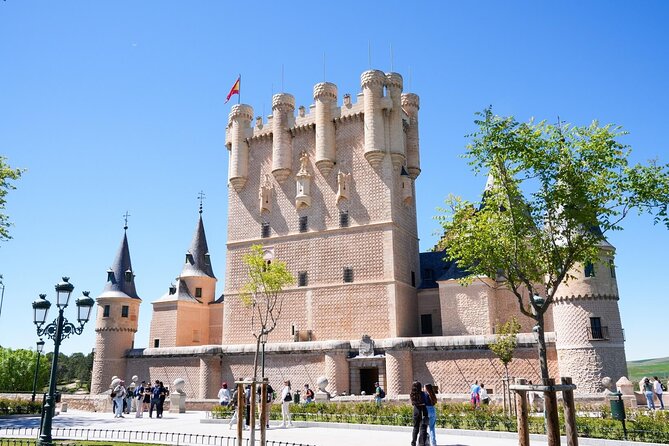 Segovia Tour With Cathedral and Alcazar From Madrid - Exploring the Magnificent Cathedral of Segovia